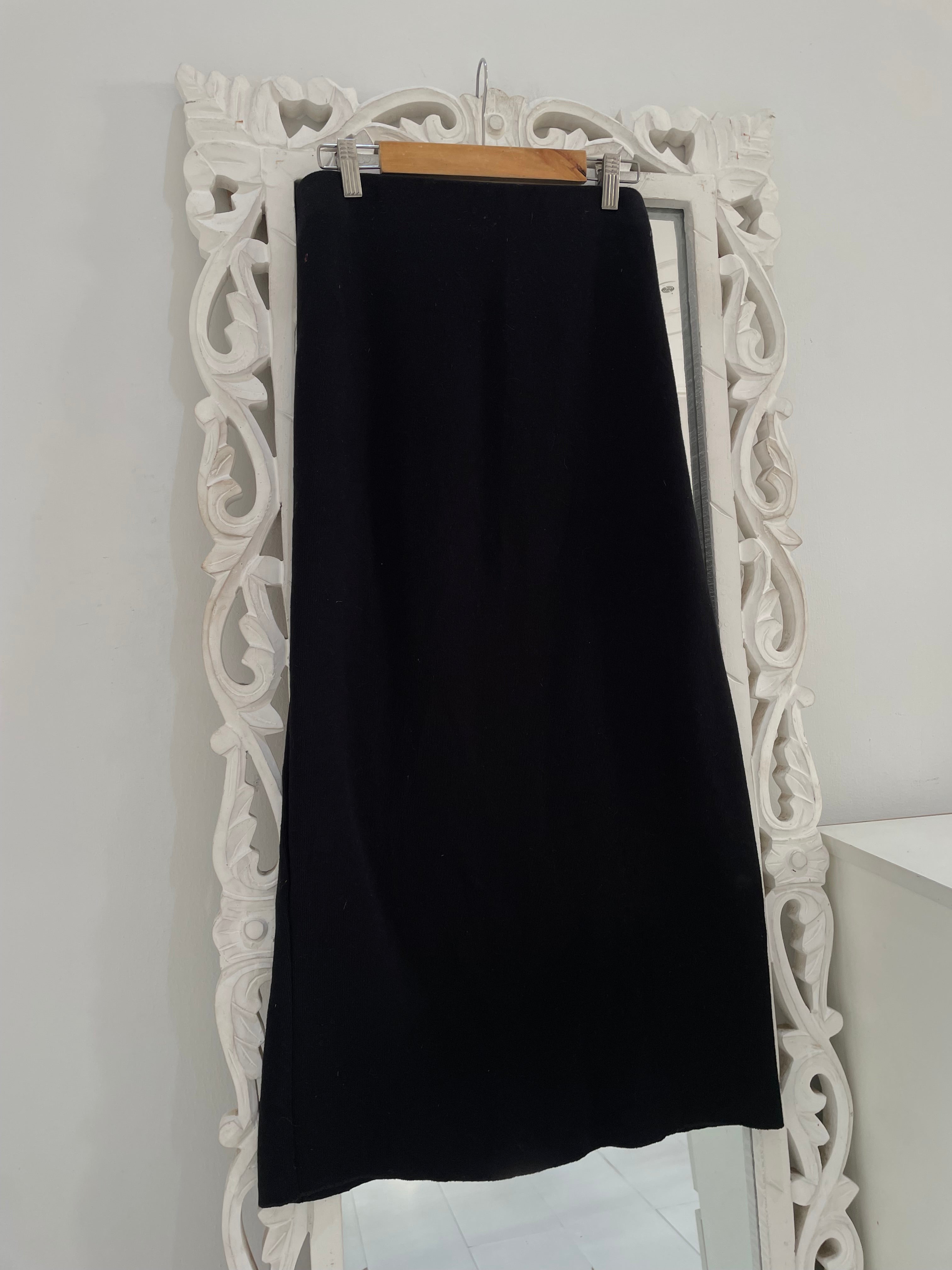 Winter skirts – Outdated